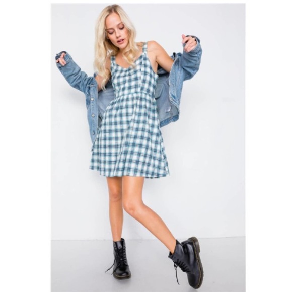 Gilli | Dresses | Nwt Plaid Cut Out Back Sundress | Poshmark